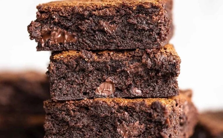 Brownies Caseiros Super Cremosos - Dicas Gostosas